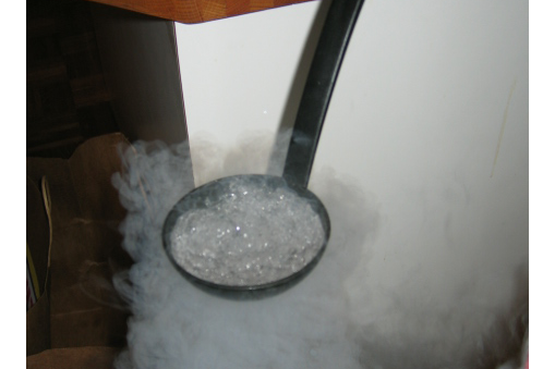 Liquid nitrogen demonstrations — Science Learning Hub