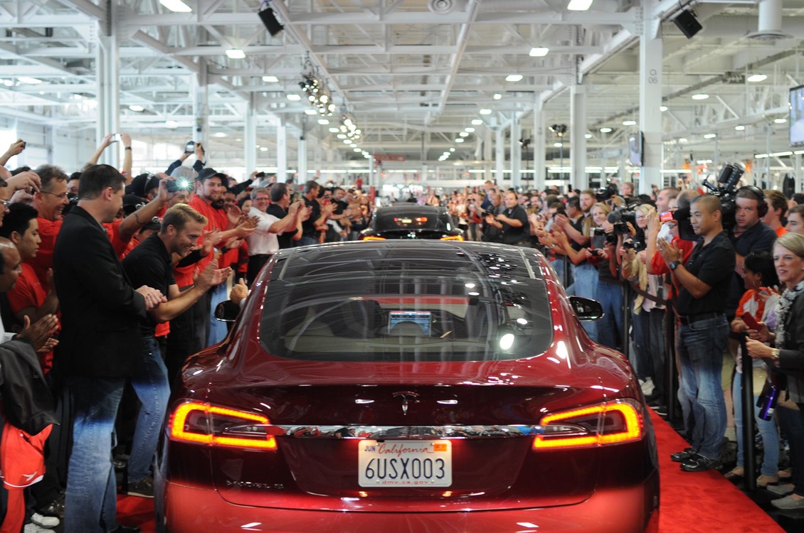 Tesla Model S — Science Learning Hub