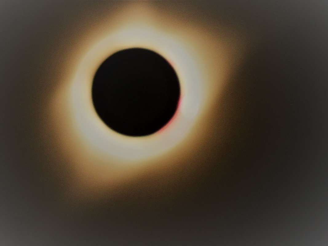 Total solar eclipse — Science Learning Hub