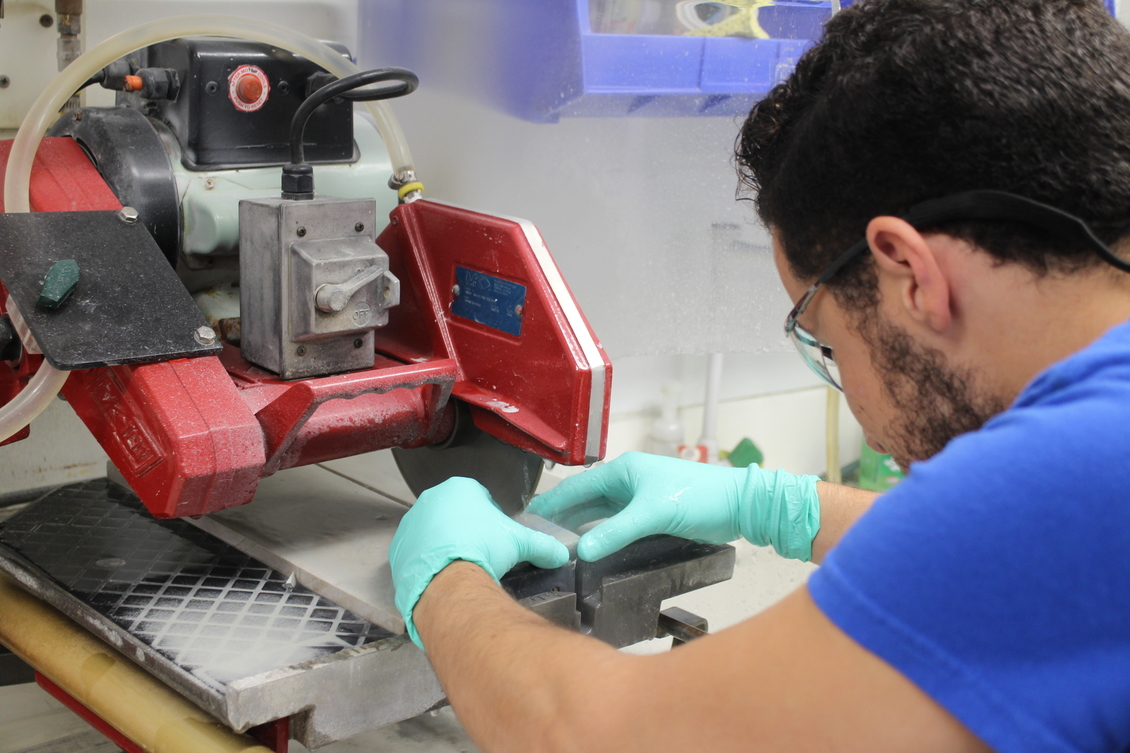 Cutting a core sample — Science Learning Hub